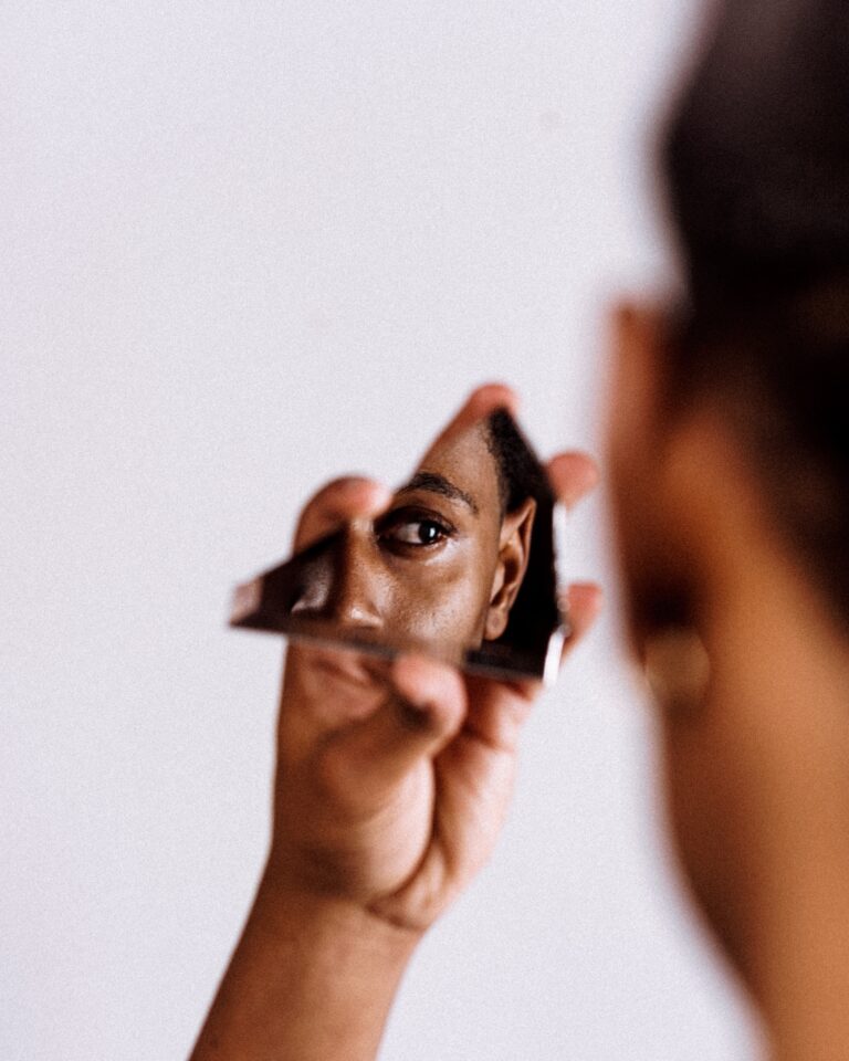 17 Signs You Are Unattractive, According to a Dating Coach